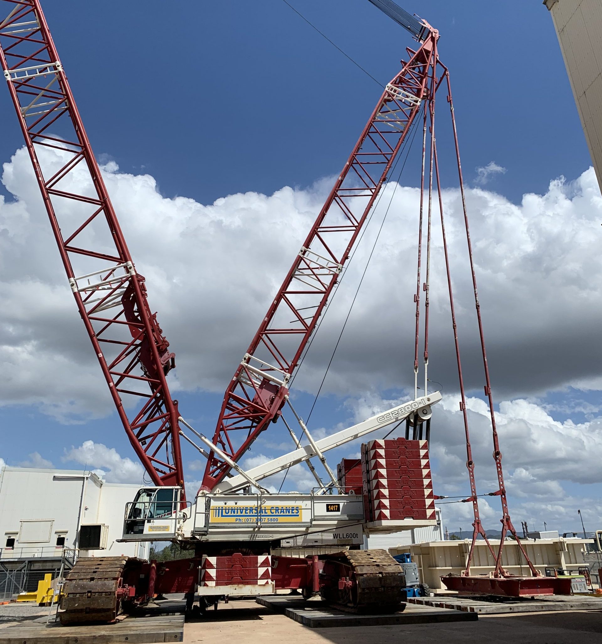Heavy Lift Cranage for the Replacement of Silencer - Universal Cranes